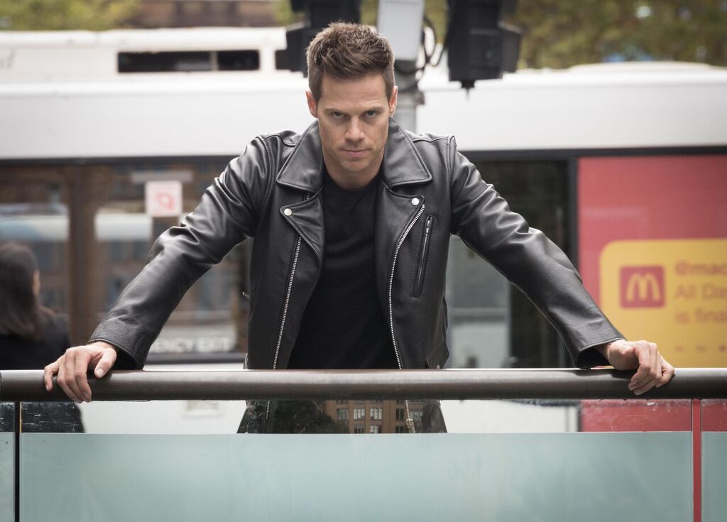 unspecified - Stephen Mahy